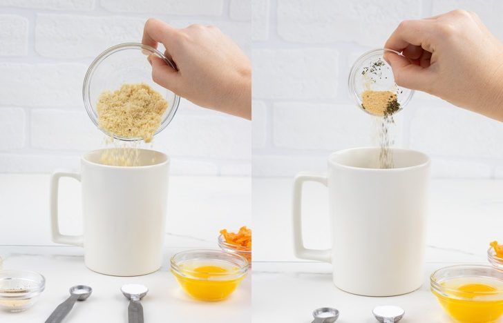 One-Minute Keto Cheesy Garlic Mug Bread - Forkly